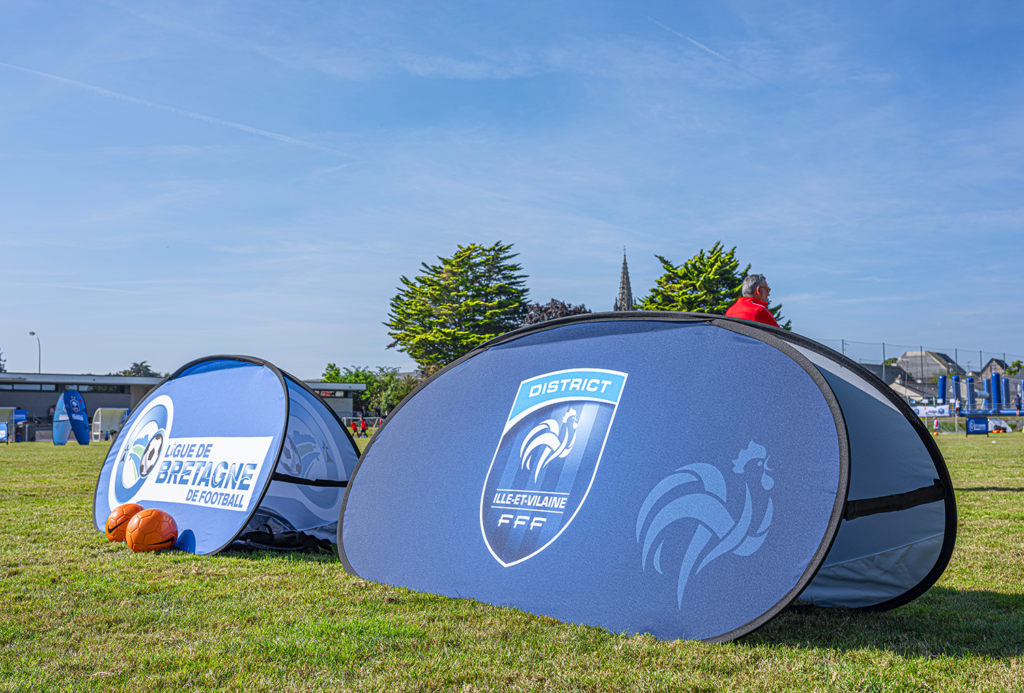 Horizontal A Frame – So Communication