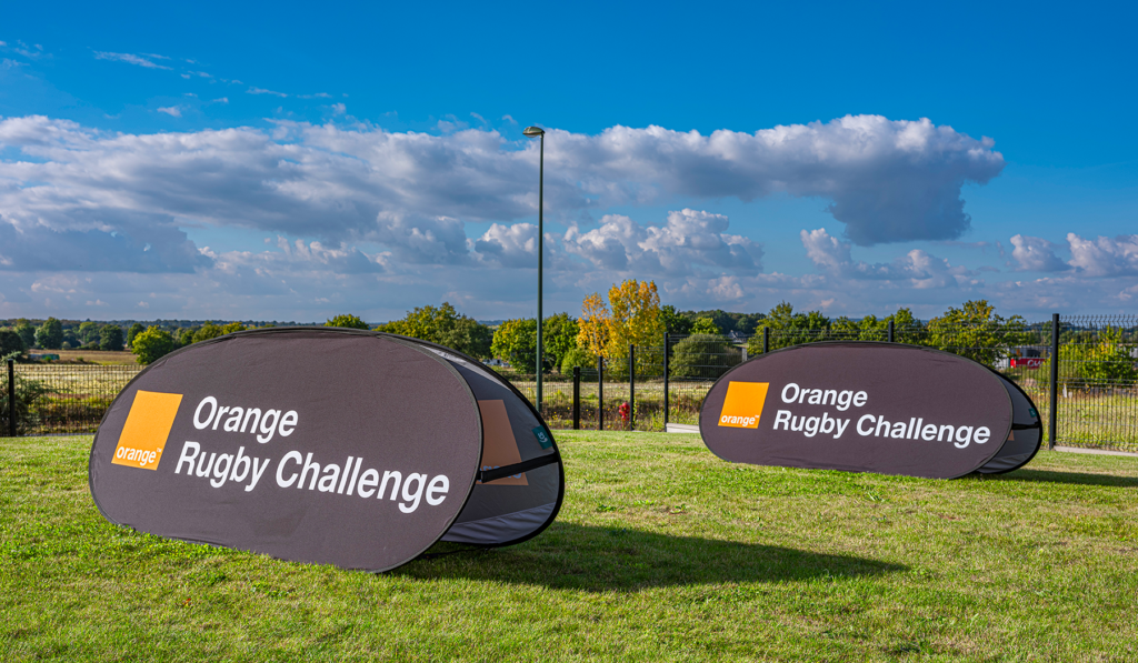 Horizontal A Frame – So Communication