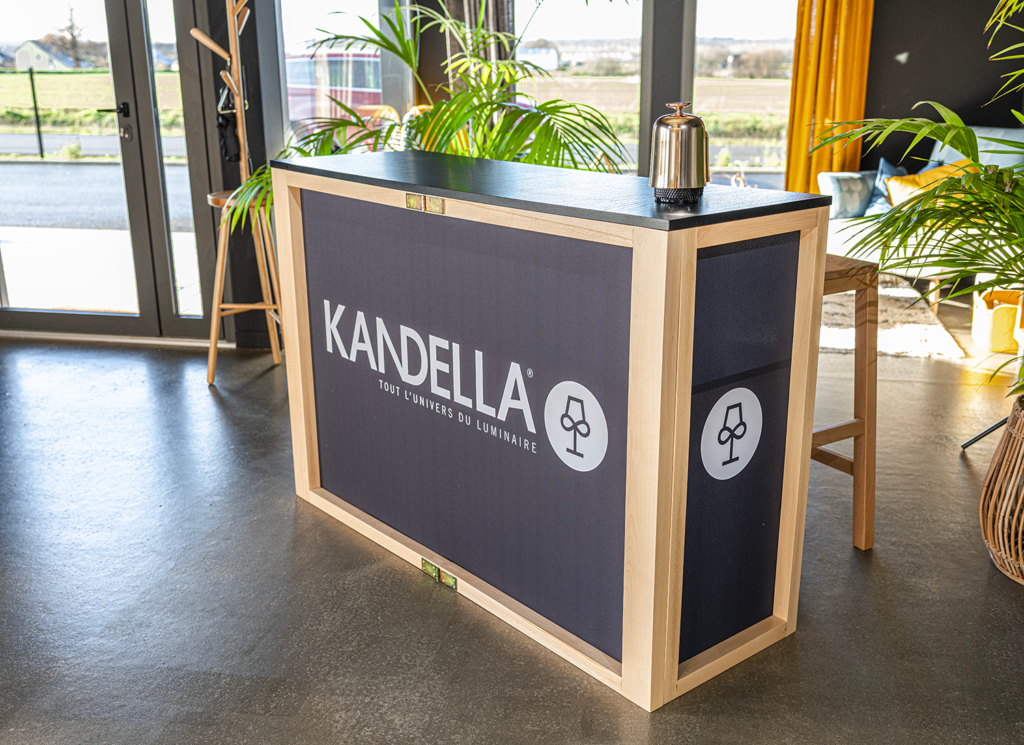 Comptoir pliable 150 bois – So Communication